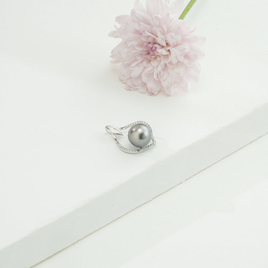 Mangatrai Pearls - The Best Hyderabadi Pearls Store - Darpan Mangatrai ...