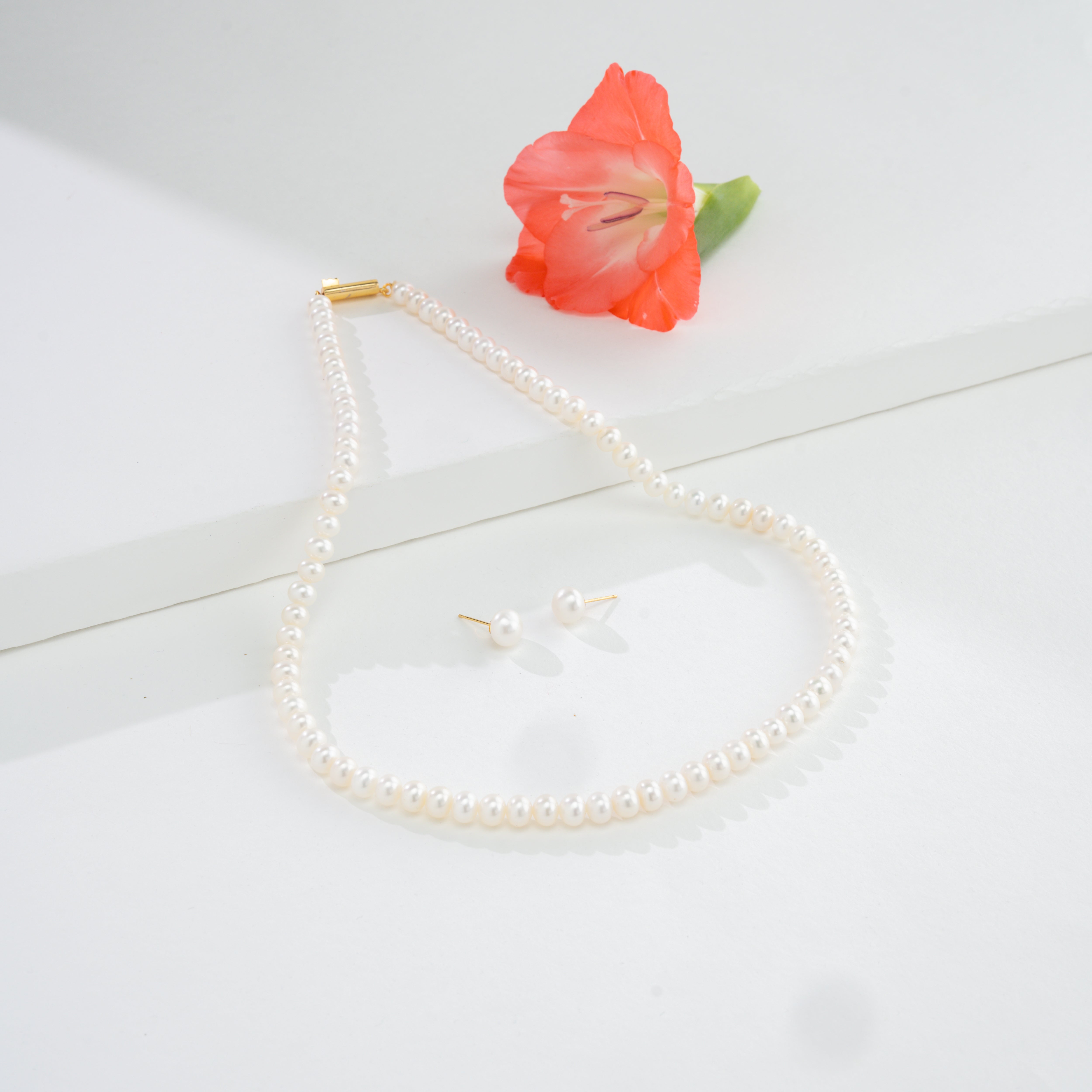 Mangatrai Pearls - The Best Hyderabadi Pearls Store - Darpan Mangatrai ...