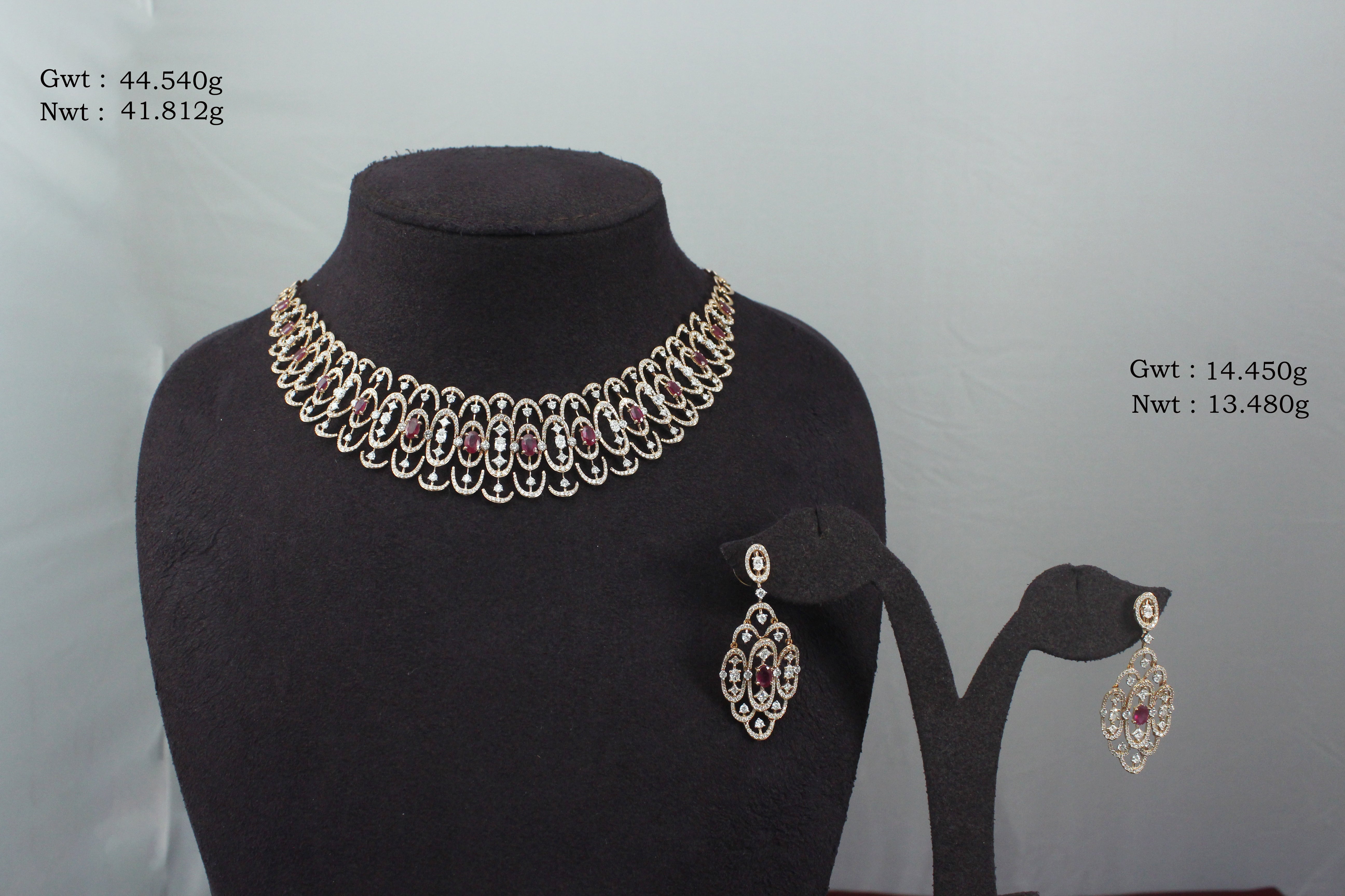 Beautiful Diamond Chowker Set – Darpan Mangatrai Pearls & Jewellers